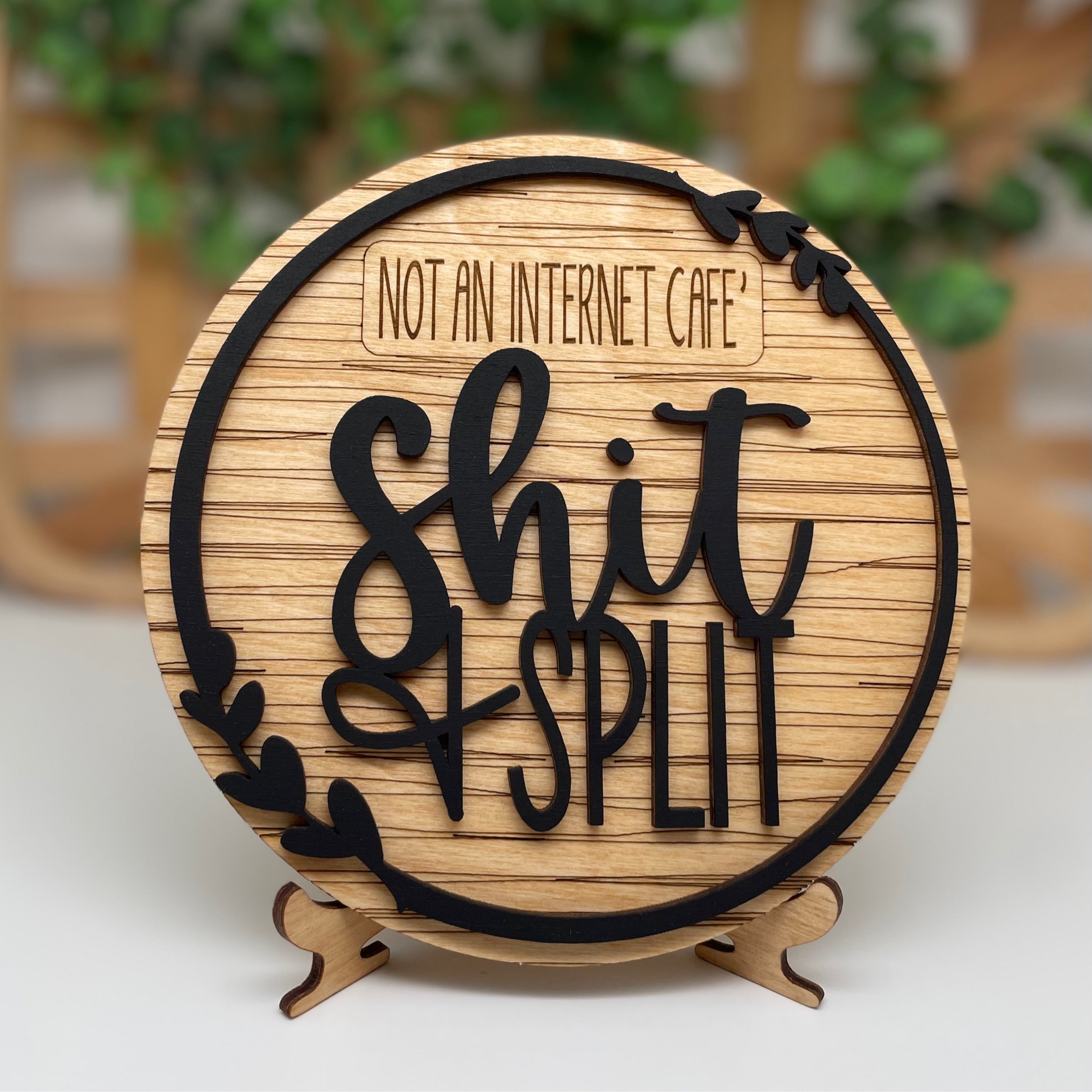 Shit & Split Not an Internet Cafe | The Burnished Bee
